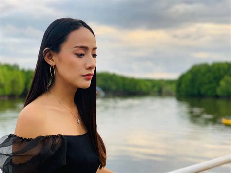 ស្រលាញ់អូនមុខឆ្អឹងៗទេ តារា៣ដួងនេះហើយ ដែលត្រូវគេសរសើរ មុខផតៗ តែស្អាត Khmerload Cambodia