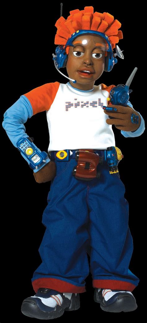 Pictures Of Noel Macneal