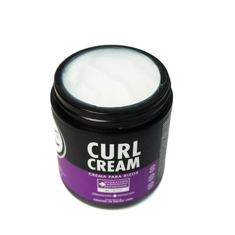 Buy The Men S Curl Defining Cream Rolda Cosmetics Rolda Cosmetics