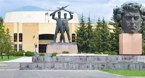 ԱԲՈՎՅԱՆ ՔԱՂԱՔՈՒՄ ԻՆՁ ՊԵՏՔ Է ԱՅՍԻՆՉ ԲԱՆԸ