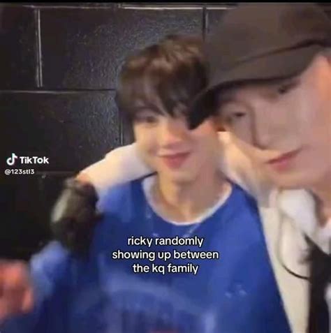 Pin By ⋆˚࿔ S𝐭𝐫𝐚yz𝐞𝐫𝐨𝐬𝐞𝜗𝜚˚⋆ On Zerobaseone Kpop Memes Quick Jokes