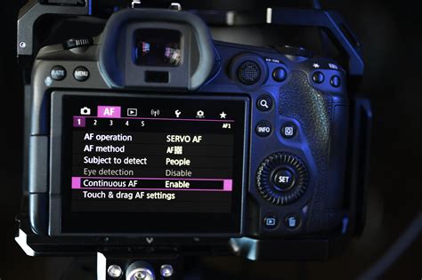canon continuous af explained pros and cons canon camera settings
