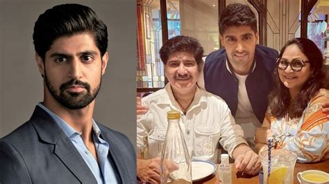 तलाक के बाद भी पति के साथ रहती हैं रति अग्निहोत्री बेटे ने कराया माता पिता का मिलन Navbharat Live