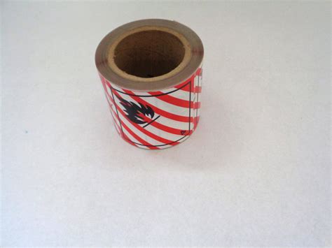 Rollo De Etiquetas De La División 41 Sólidos Inflamables Flammable