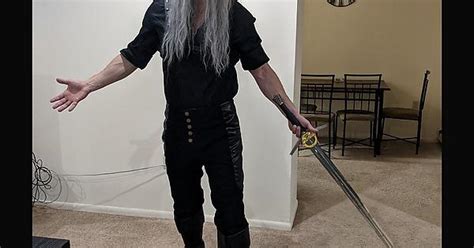 My Witcher Costume Casts Axii Pay No Mind To The Messy Cables In
