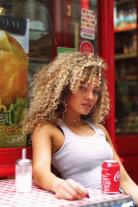 Frankee Rose Plots Vengeance At A Five Guys Hana Zebzabi Shoot