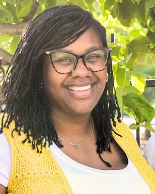 Lakaysha Shields Clinical Social Work Therapist Saint Louis Mo