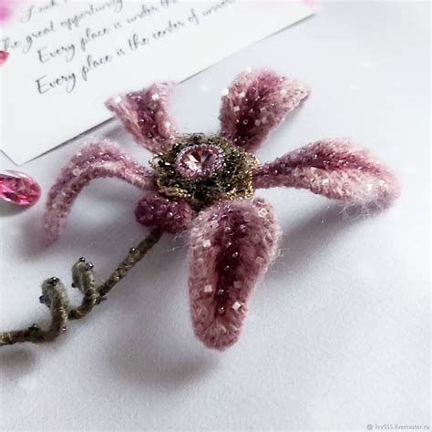 Брошь Цветок Орхидея Сваровски бархат бисер в интернет магазине на Ярмарке Мастеров Брошь