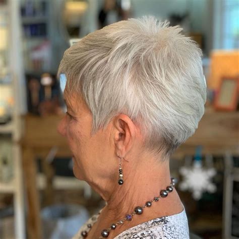 25 Gorgeous Layered Hairstyles For Over 70 Fabbon