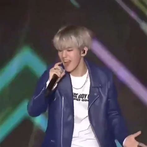 확신의 마마 드랍댓 백현 Youtube