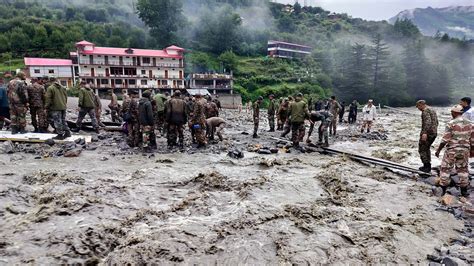 How Armed Forces Helped In Uttarakhand Flash Floods 2013