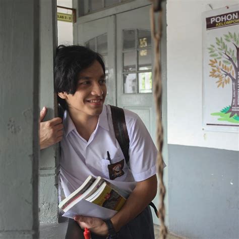 Jefri Nichol Biodata Profil Fakta Umur Agama Pacar Film