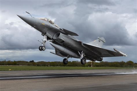 Французькі літаки Rafale які їх переваги порівняно з F 16 та Gripen 24 Канал
