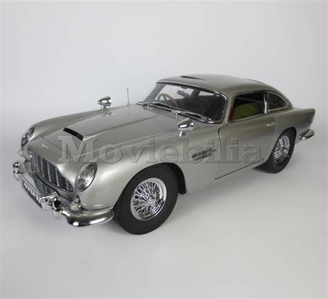 James Bond 007 ‘build Your Own Eaglemoss 1 8 Scale Aston Martin Db5 Moviebilia