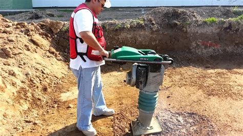 Compactadora Bailarina Wacker Bs 600 Youtube