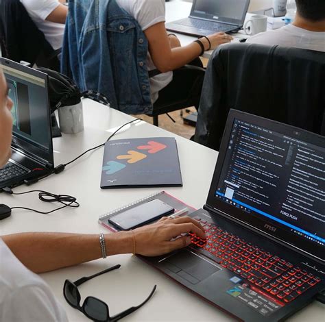 Academy Of Immersive Technologies 👉 Master The Art Of Coding