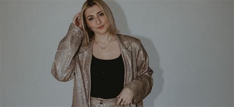 Shay Mccoy Shares Her Social Media And Marketing Chronicles