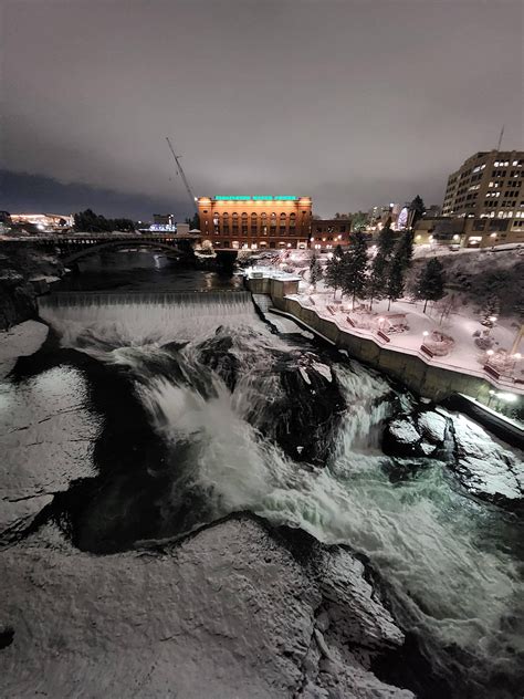 Spokane Falls After The Recent Snow Rwashington