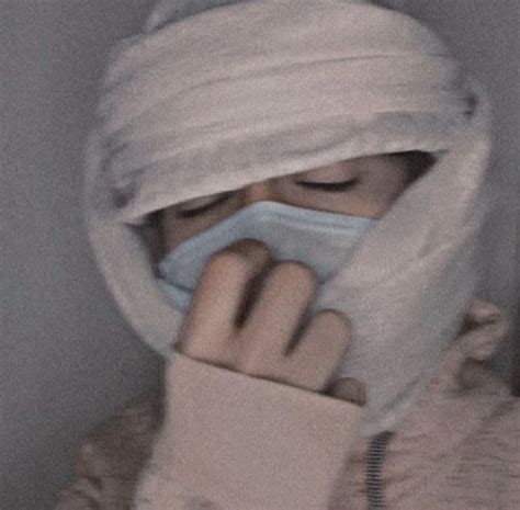 Pin By On Holographic Wallpapers Girls Dp Beautiful Girl Makeup