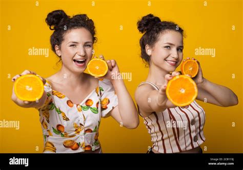 Two Adult Sisters Twins Hi Res Stock Photography And Images Alamy