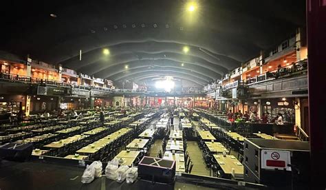 รวมรูปภาพของ เปิดตัวเลขจากคอนเสิร์ตช่วยครอบครัว วินัย ไกรบุตร ด้าน