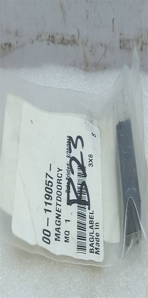 Hobart 00 119057 Magnetdoorcy 2pcs In Lot S N Ship Spares