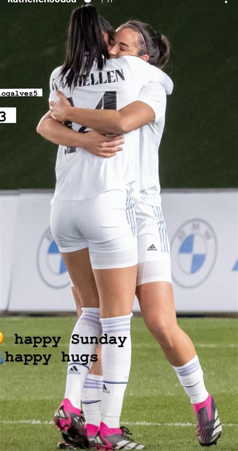 Kathellen Souza Gets A Hug R Girlssoccer