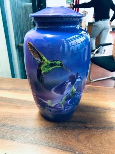 Hummingbird Urn At Rs 2800 New Delhi Id 27383461362