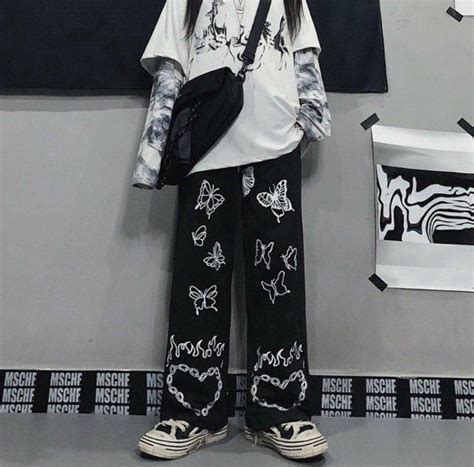Брюки с принтом (^∇^)ﾉ♪ стоят 2100 руб. | Vêtements stylés, Vêtements ...