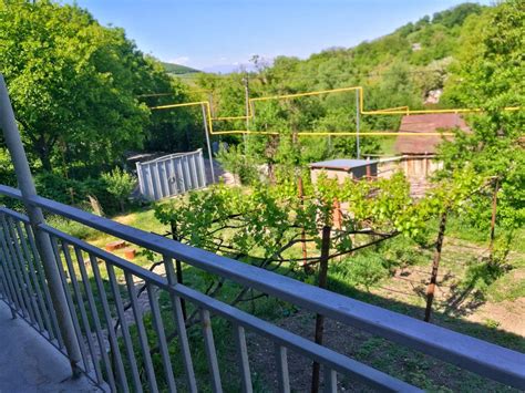 Продается частный дом в районе Карели в экологически чистом и спокойном районе