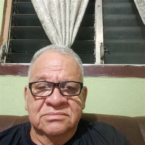 Juan José Vásquez Pérez Juan 202446 • Threads Say More