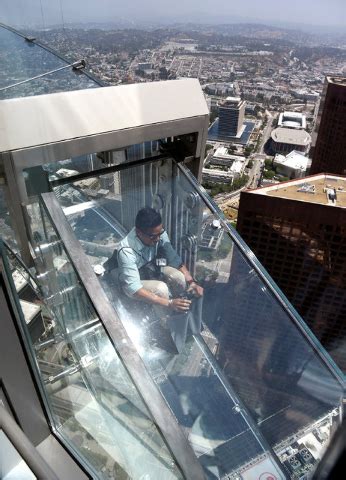 Los Angeles 1000 Foot High Glass Slide Opens Today Uncategorized