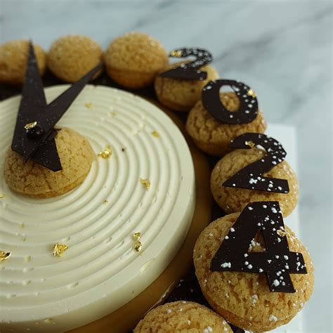 2024 Chocolate Eve New Year Gold Leaf Pastry