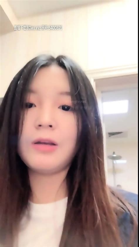 草莓熊 32 Eporner