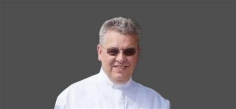 Elhunyt Baróti Csaba Plébános Romkat Ro