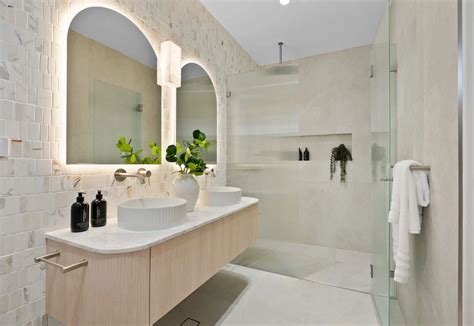 How To Remove Wall Tiles Like A Pro Royal Tiles Diy Guide