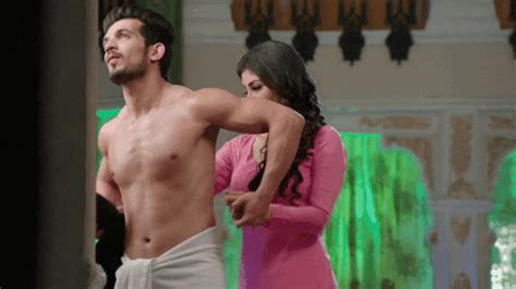 Shirtless Movies TV Arjun Bijlani Naagin