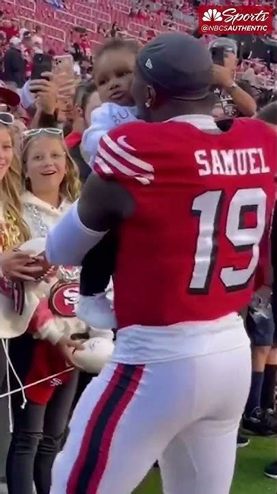 Deebo Samuel Getting Some Pregame Hugs From His Son Ahead Of Week 4