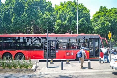 How To Get Around Mexico City By Public Transportation