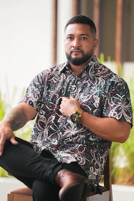 Mens Samoan Clothing