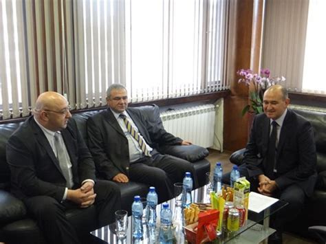 Министърът на спорта Красен Кралев е на посещение в Ямбол