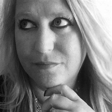 Angela Ash Author At Smallbizclub