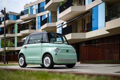 Neu Fiat Topolino Bringt Urbane Elektromobilität Für Fahranfänger Ab 15 Jahren