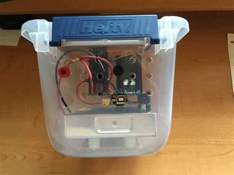 Trazador De Curva Iv Paso 7 Montar Que El Arduino Uno Y Fuente De Alimentación Dentro Del