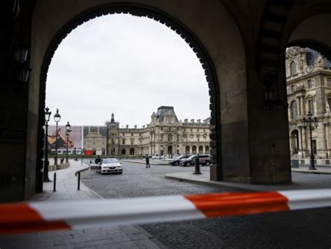 Во Франции проблемы мультикультурализма — Haqqin