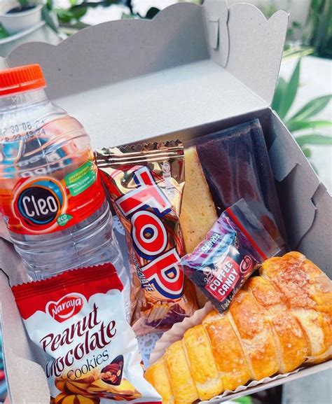 Paket Snack Kue Siap Saji