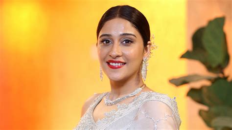 Regina Cassandra Counts On Ajiths Pattudala Jaat