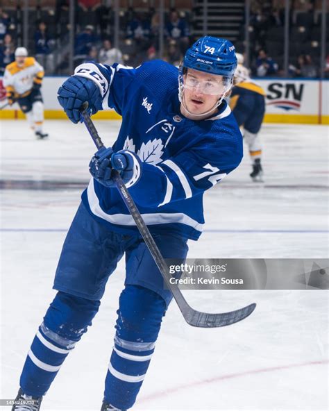 Bobby Mcmann Of The Toronto Maple Leafs Shoots During Warm Ups Before News Photo Getty Images