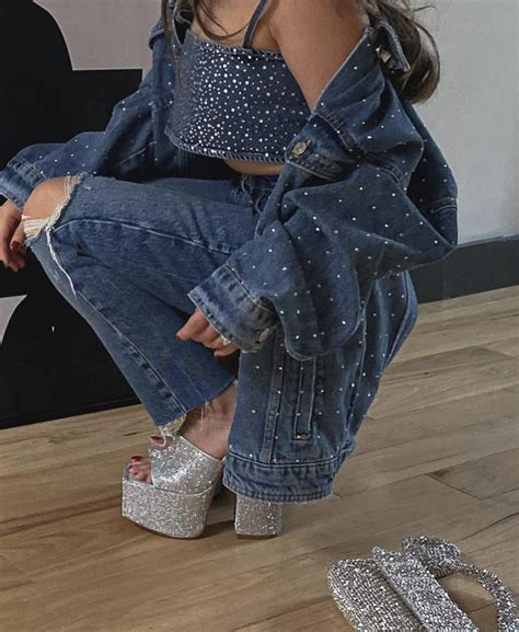 Pin By Anna Cothran On Denim And Diamonds Stylish Outfits Denim