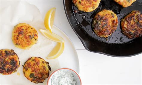 Sockeye Salmon And Potato Cakes Recipe Gold Seal